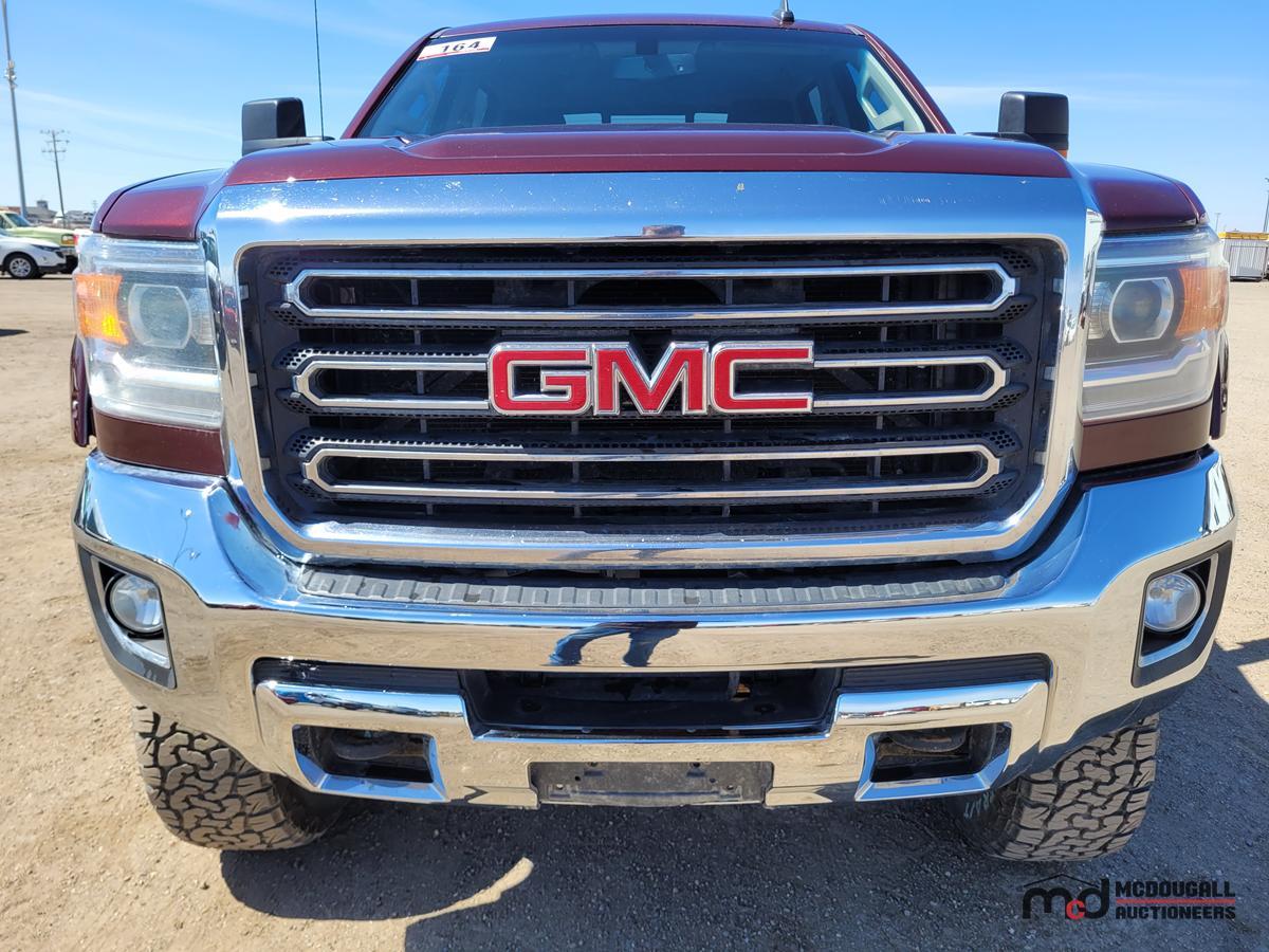 2016 GMC 3500 SLE Truck